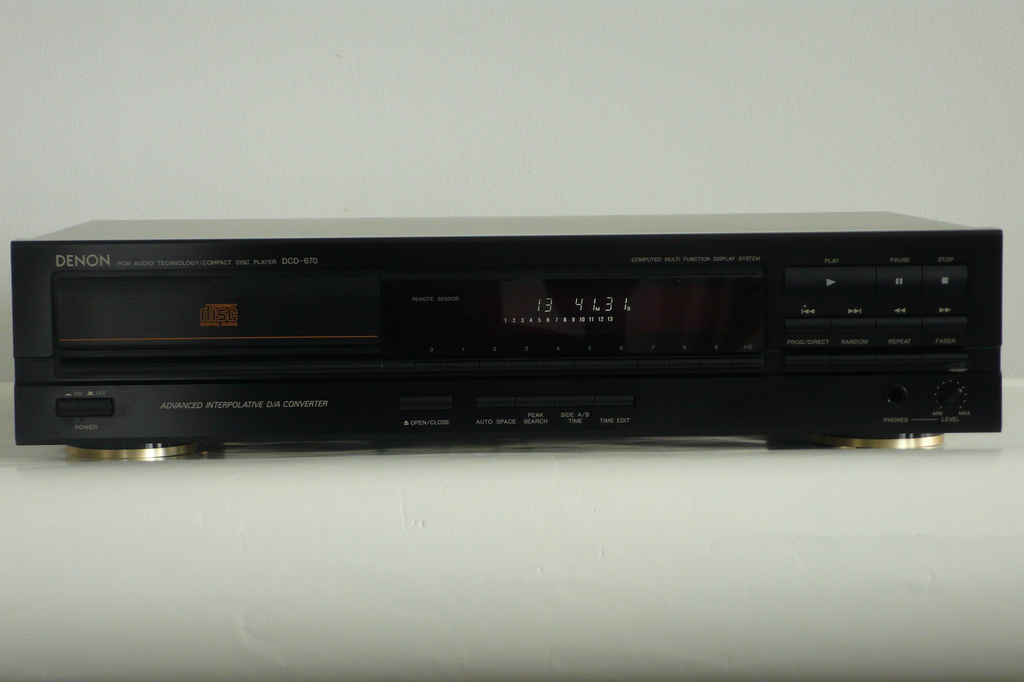 DENON DCD670 For Sale - Canuck Audio Mart