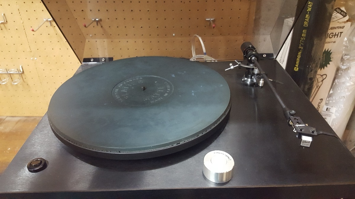 Rega Planer 3 Turntable/ Grace 707 arm For Sale - Canuck Audio Mart