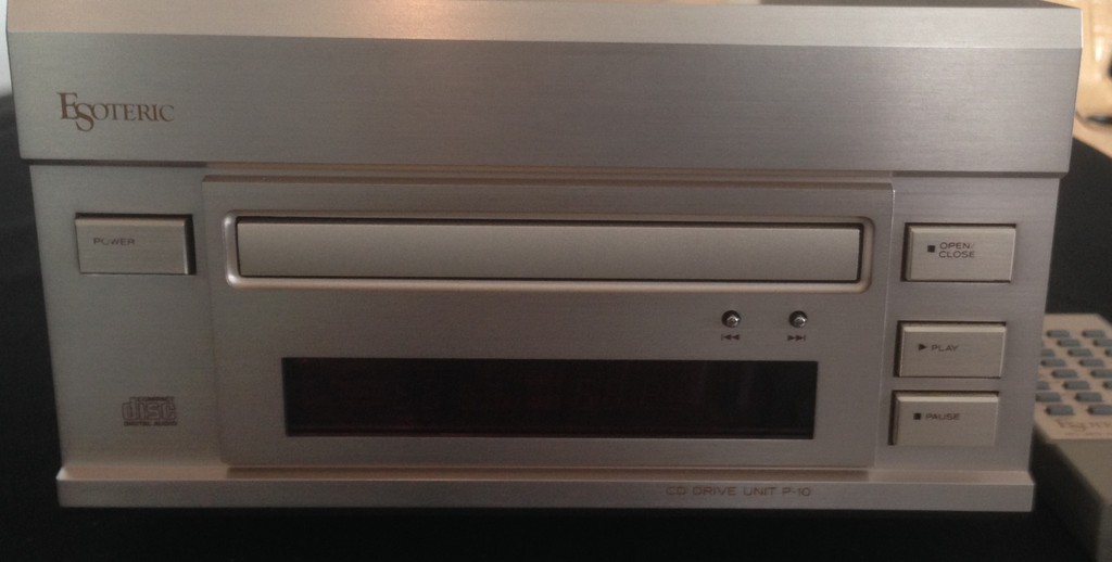 Esoteric P10 Digital Trasnport Dealer Ad - Canuck Audio Mart