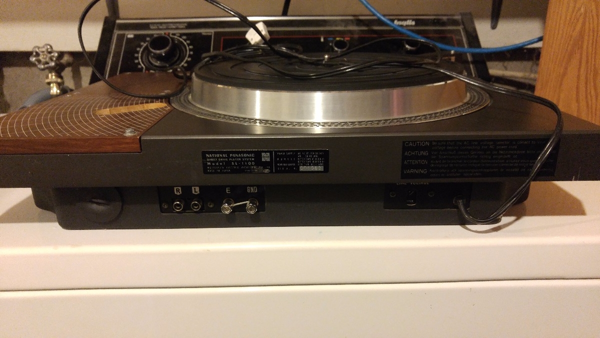 Technics SL-110 Turntable For Sale - Canuck Audio Mart