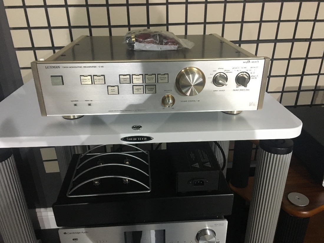 Luxman C-05 Monolithic Preamplifier Superb Phono Stage Professional ...