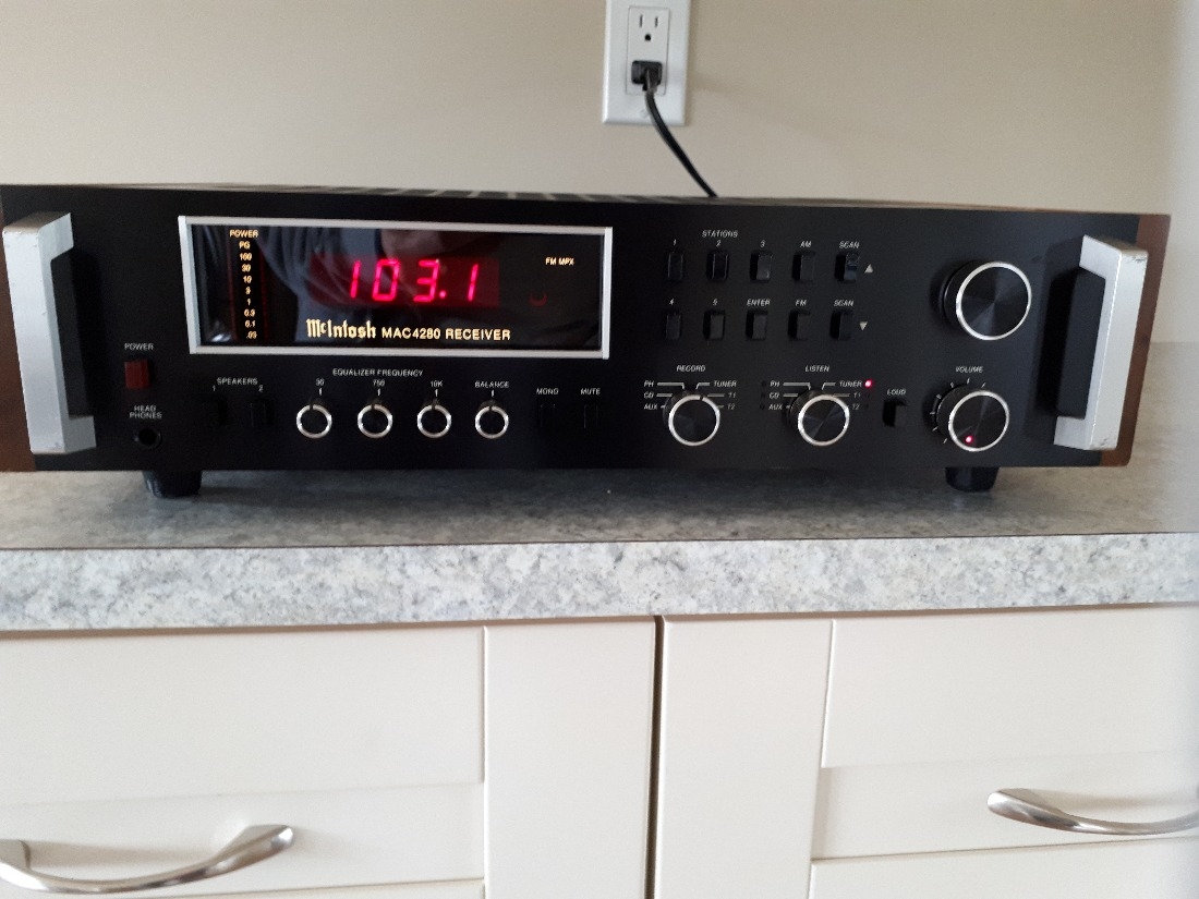 Mcintosh 4280 reciever PENDING SALE TO CORY For Sale - Canuck Audio Mart