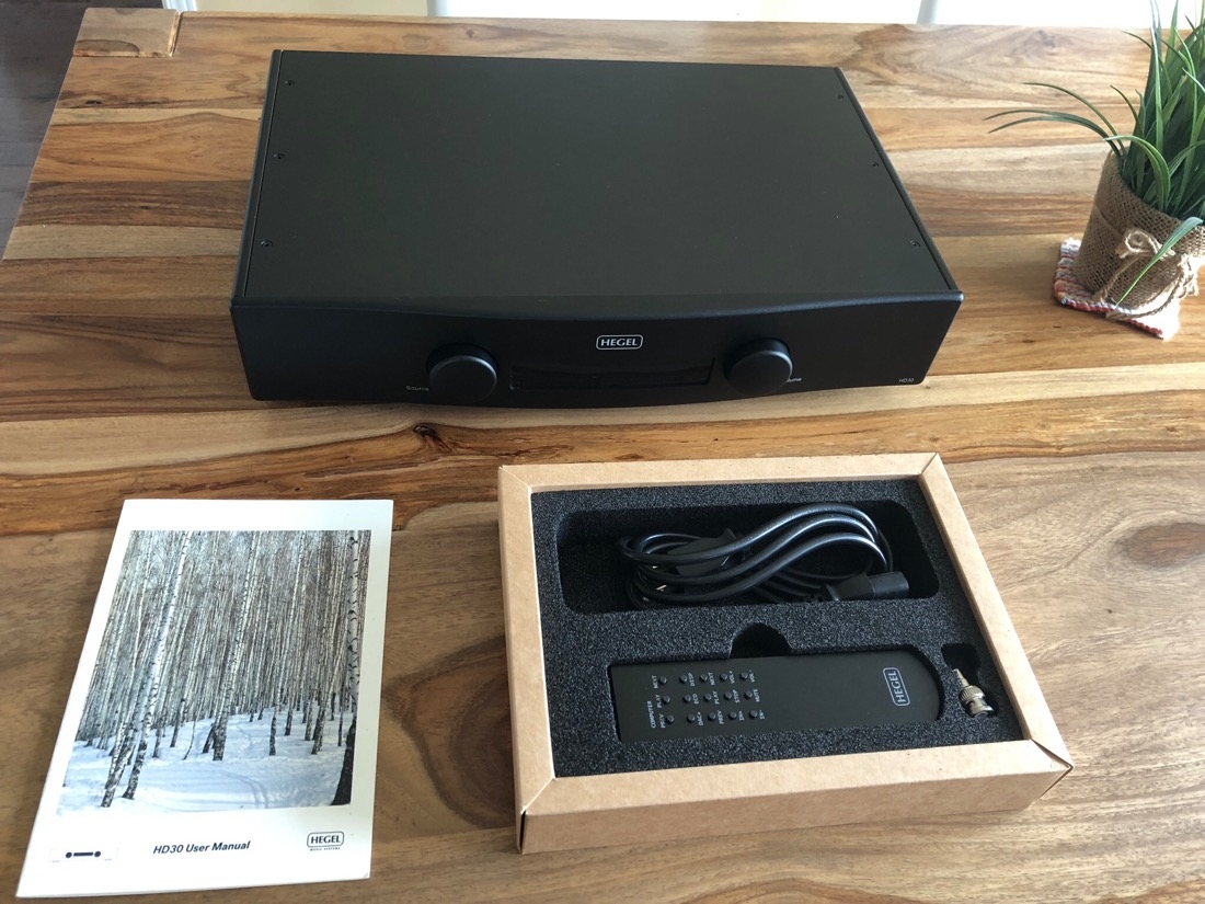 Hegel HD30 Dac/Préamplificateur For Sale - Canuck Audio Mart
