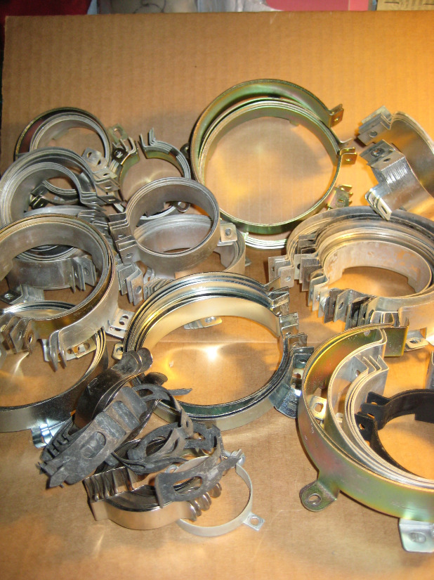 Capacitor holding clips For Sale - Canuck Audio Mart