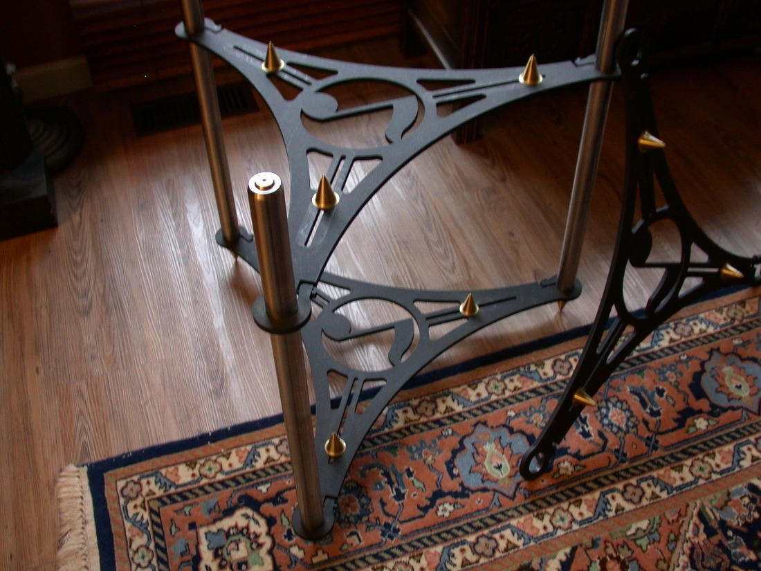 Sistrum stand SP 3 local sale only For Sale - Canuck Audio Mart