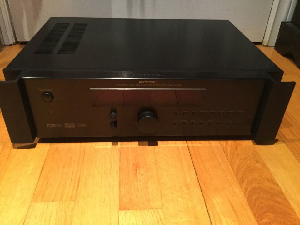 Rotel RSP-1068 For Sale - Canuck Audio Mart