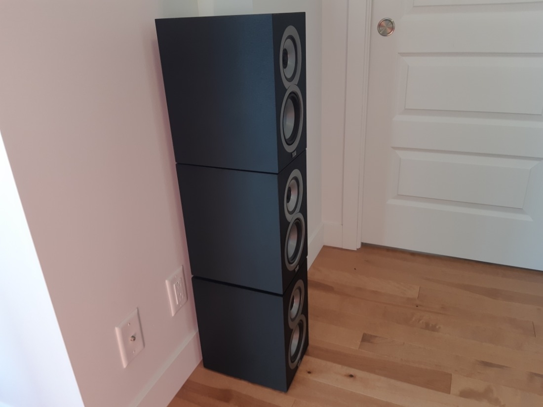 3 mint Elac UB5 For Sale - Canuck Audio Mart