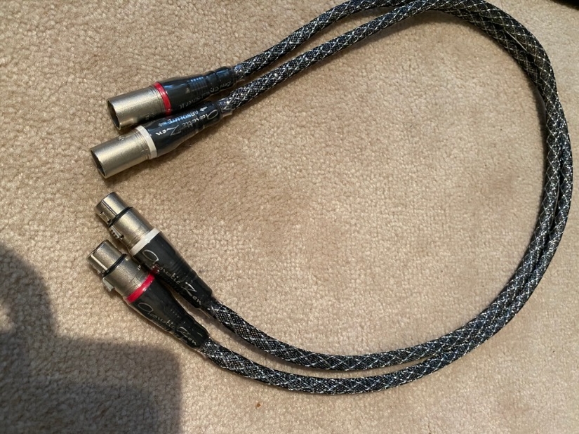 ACOUSTICS ZEN Absolute Zero Crystal Silver 1M XLR For Sale - Canuck ...