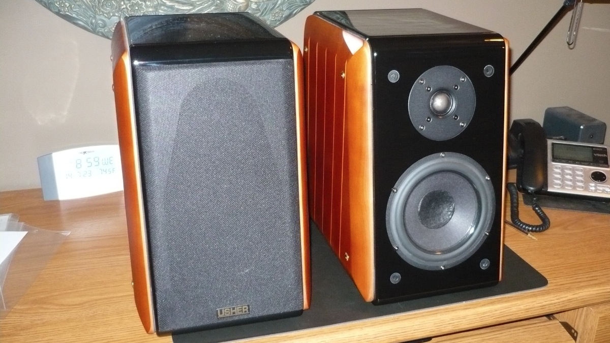 Usher X 718's For Sale - Canuck Audio Mart