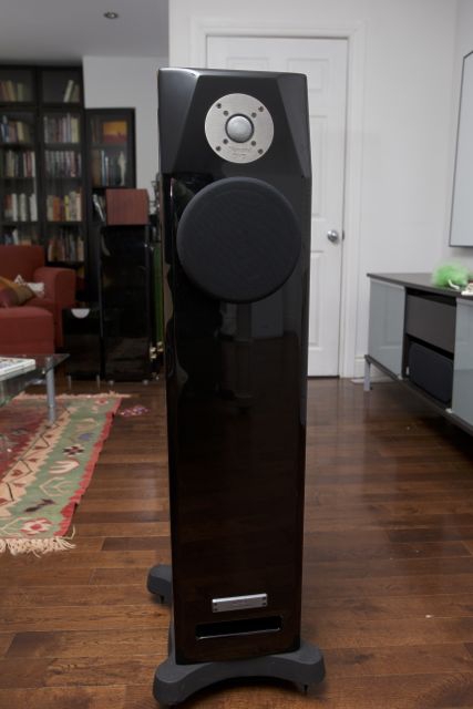 Usher Mini Dancer One-D Dealer Ad - Canuck Audio Mart