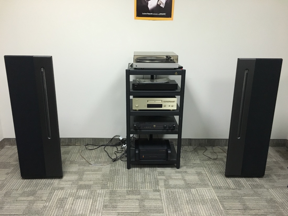 Apogee Centaur ribbon speakers For Sale - Canuck Audio Mart