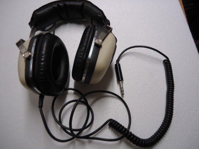 SANSUI Vintage SS-50 Stereo Headphones For Sale - Canuck Audio Mart