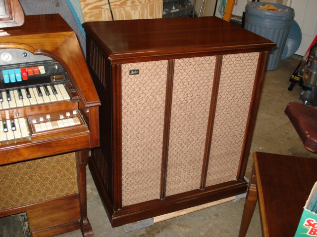 leslie organ speaker model 700 For Sale Or Trade - Canuck Audio Mart