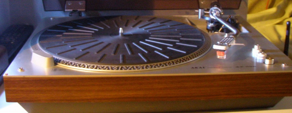 Akai AP-006 Direct Drive Turntable For Sale - Canuck Audio Mart