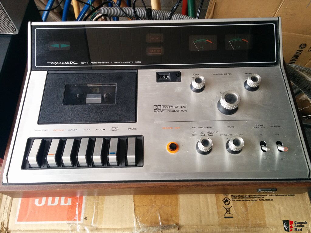 Realistic SCT-7 auto reverse cassette deck with Realistic tape control ...