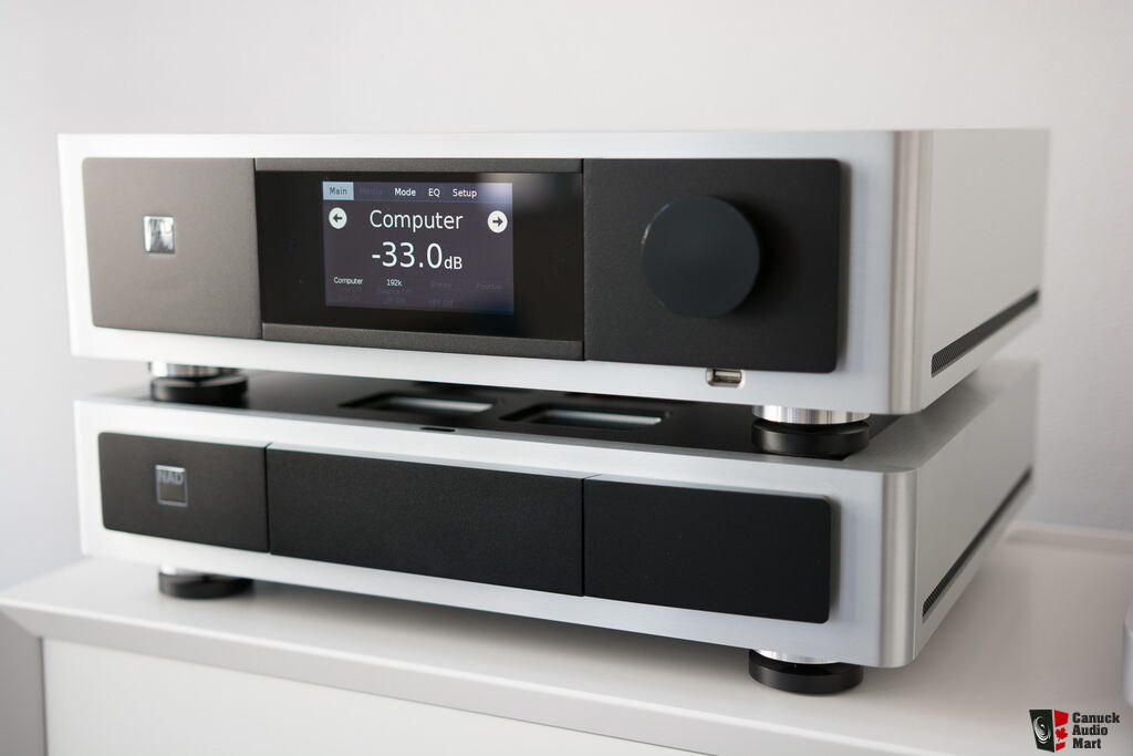 NAD M12 Preamp + M22 Power Amp Photo #1012644 - Canuck Audio Mart