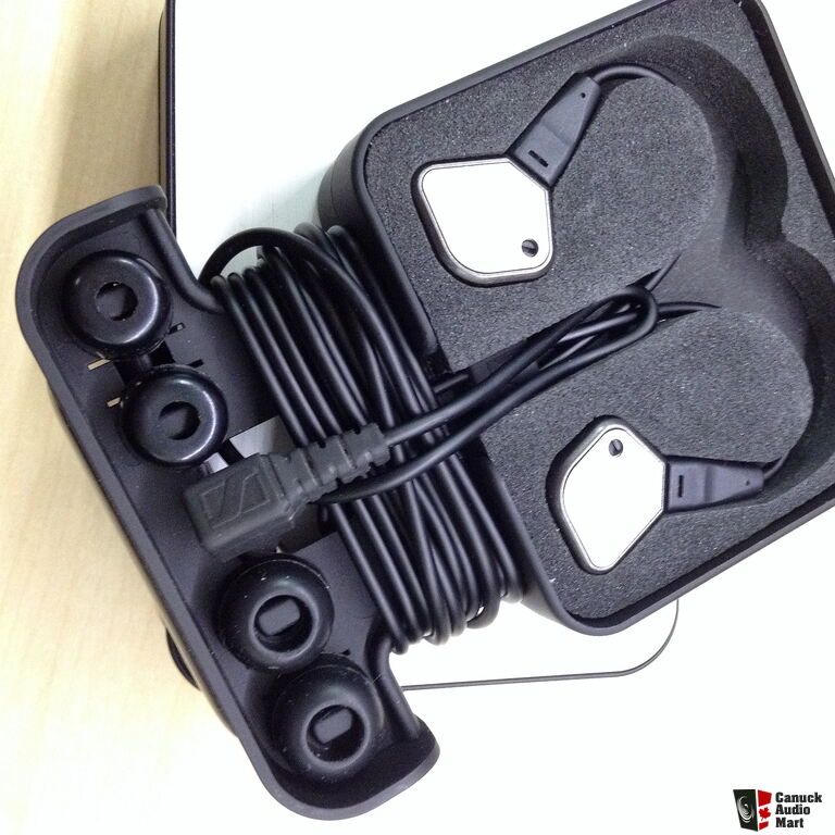 Sennheiser IE80 In-Ear Photo #1017103 - Canuck Audio Mart