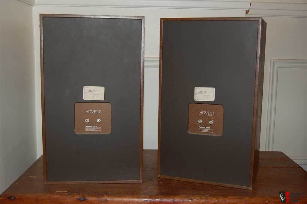 ADVENT 2002 Bookshelf Speakers Photo #102021 - Canuck Audio Mart