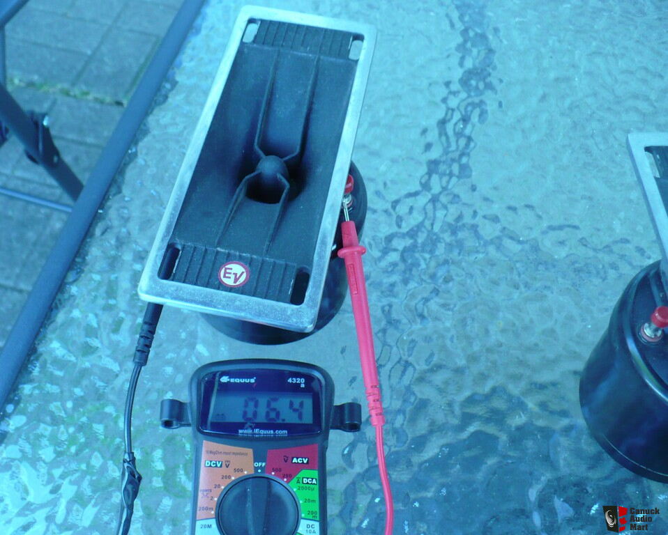 Electro Voice EV T350 UHF Horn Tweeters 7LB Magnets Massive and The ...