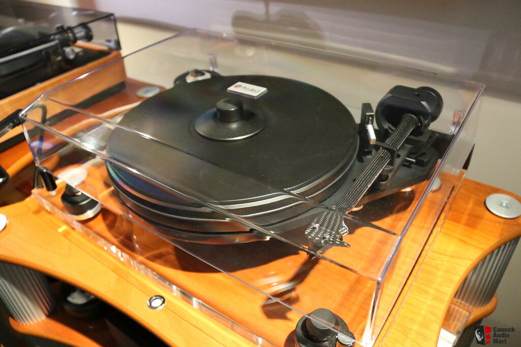 Pro-Ject 6Perspex in excellent condition Photo #1025201 - Canuck Audio Mart