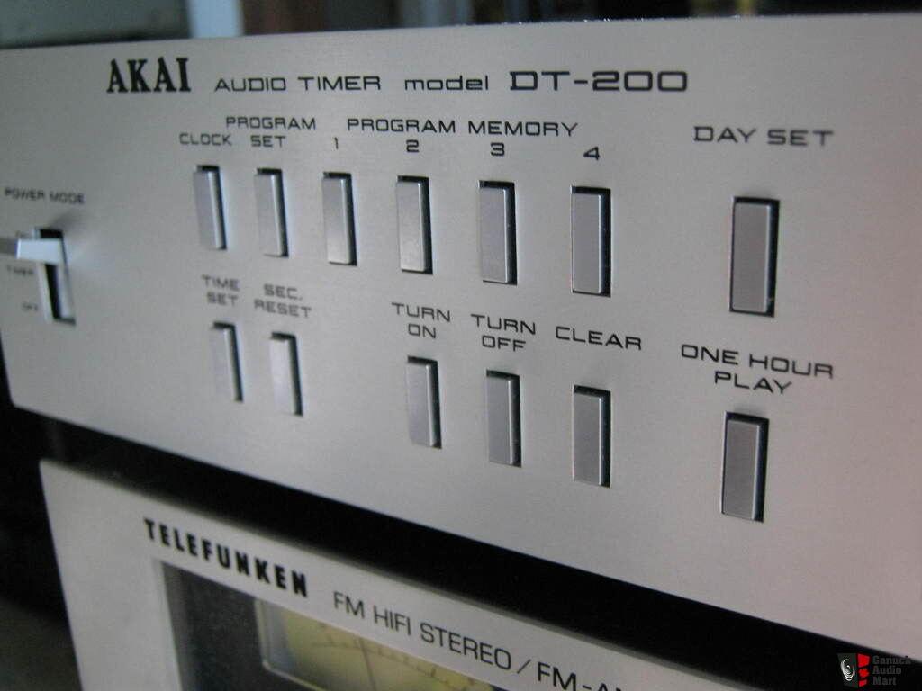 Akai Audio Timer DT-200 Photo #1027446 - UK Audio Mart
