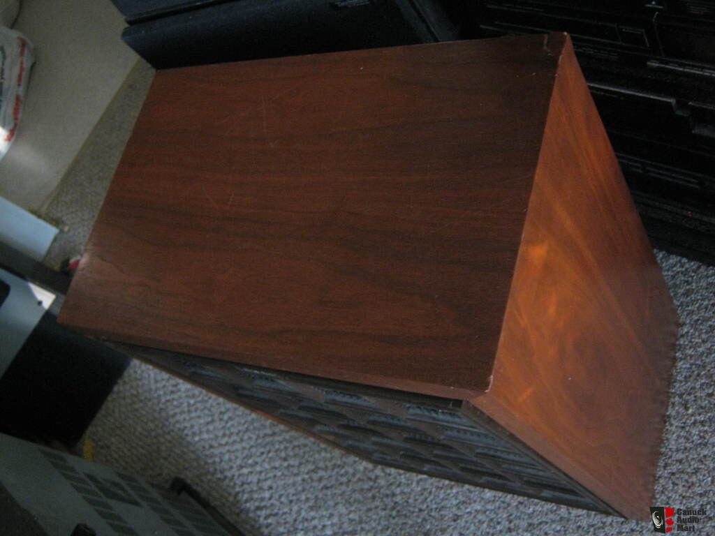 Vintage Akai SW-170 Monitor Speakers Photo #1037940 - Canuck Audio Mart