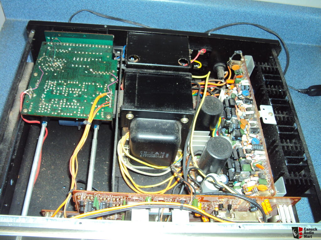 Marantz 1122DC stereo integrated amplifier with two phonos unit all ...