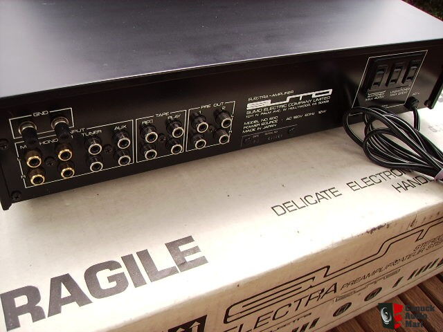 Sumo Electra Preamp Photo #105624 - Canuck Audio Mart