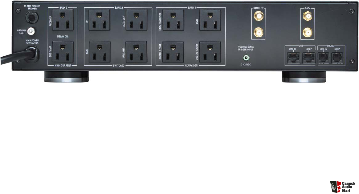 Panamax M5100-EX Power Centre Photo #1060933 - Canuck Audio Mart