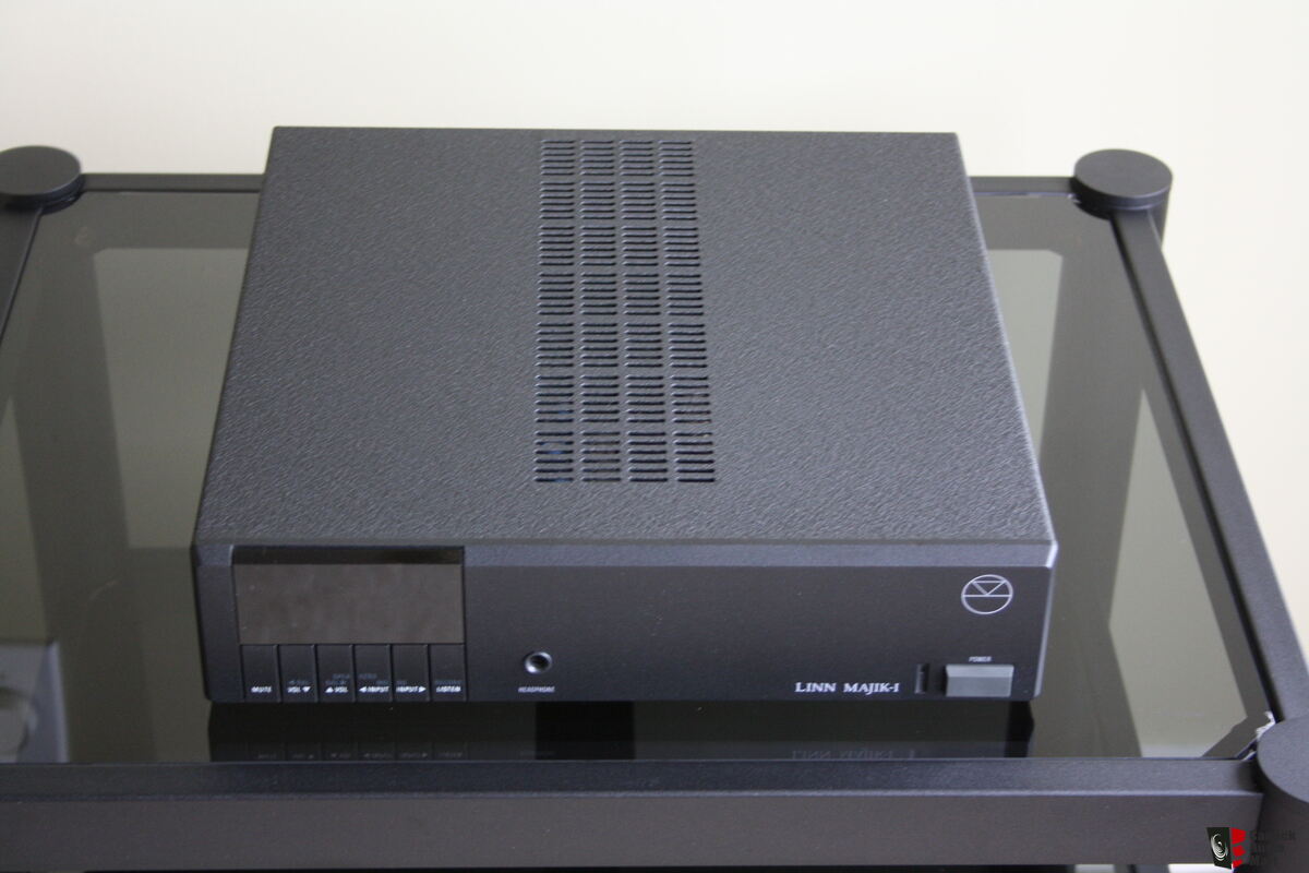 Linn Majik - I integrated amplifier with MM phono / remote. *** SOLD ...