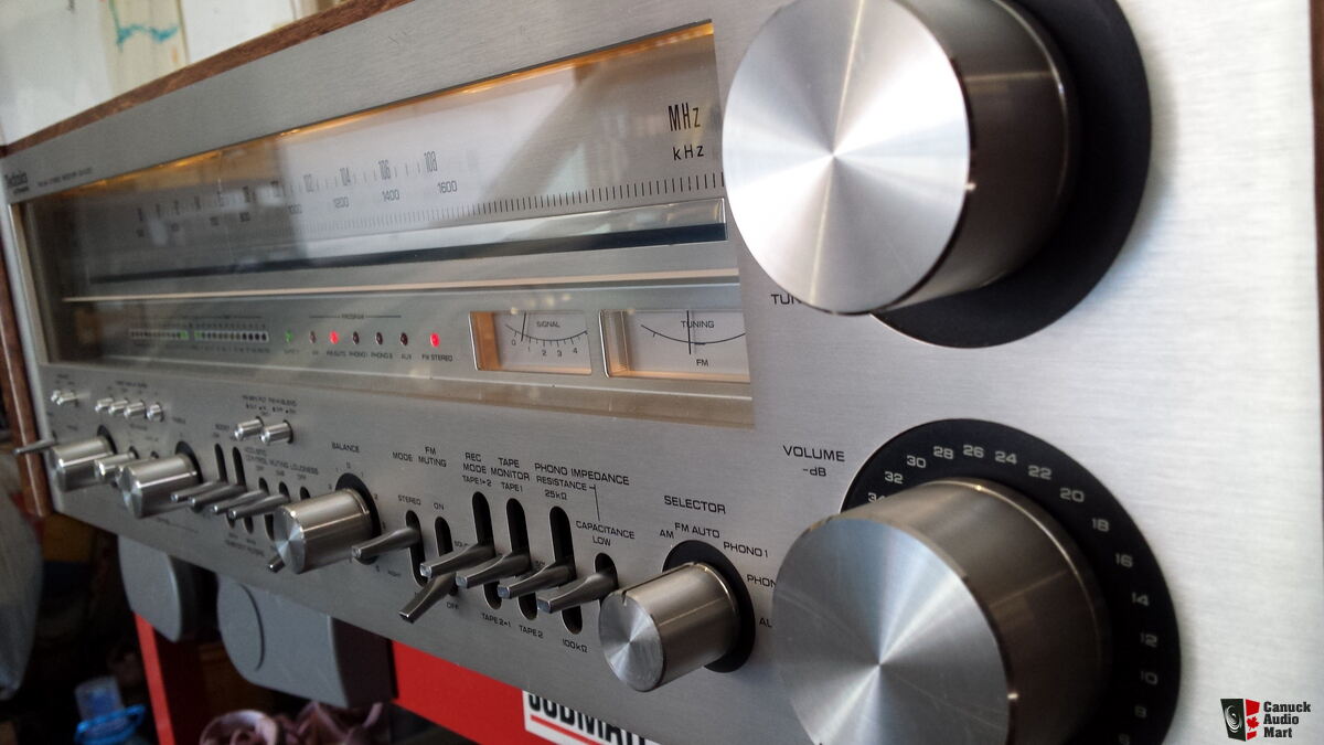 Legendary Technics SA-1000 - 330 watts/chan Photo #1083578 - Canuck ...