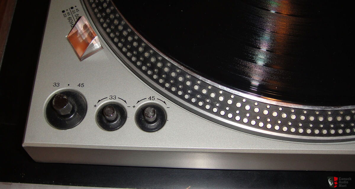 Technics SL-1800 direct drive turntable Photo #1085713 - UK Audio Mart