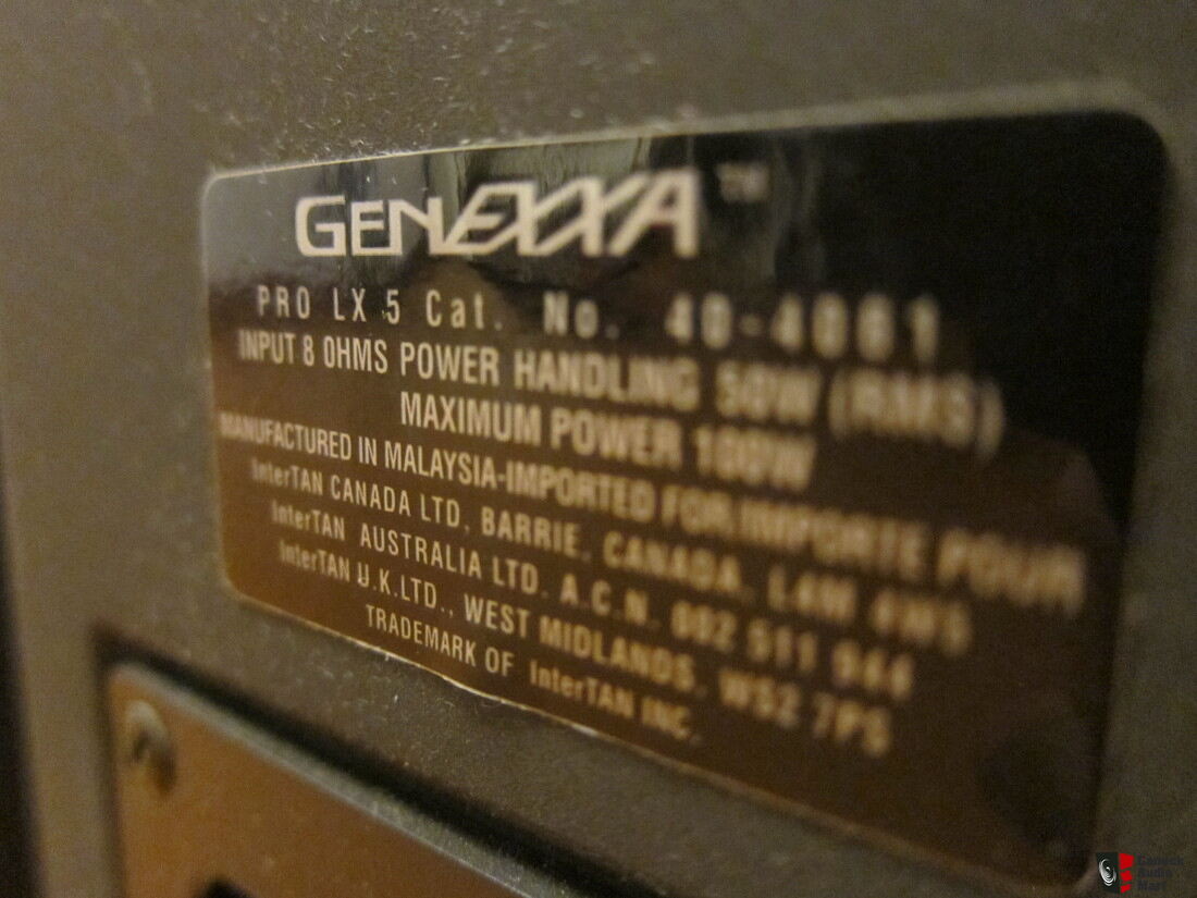Radio Shack Genexxa Pro LX5 Bookshelf Speakers (Optimus Pro LX5) Photo ...