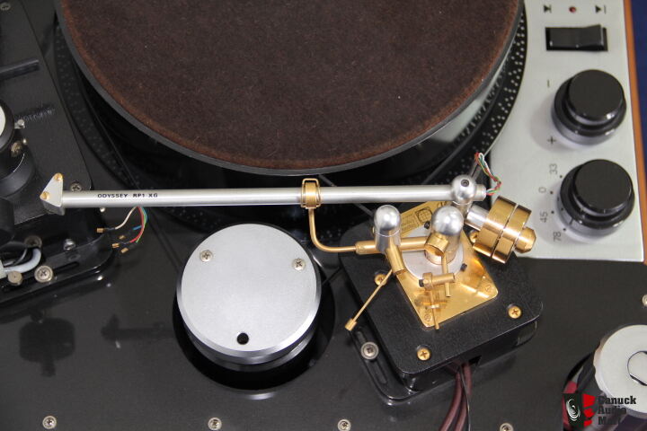 Thorens Reference‏ Turntable Photo #1097893 - Canuck Audio Mart
