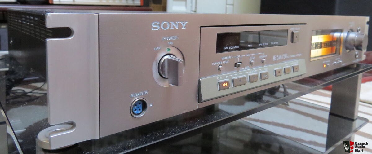 Complete Sony Pre-Esprit set with TA-E88B pre, 3 amps, active crossover ...