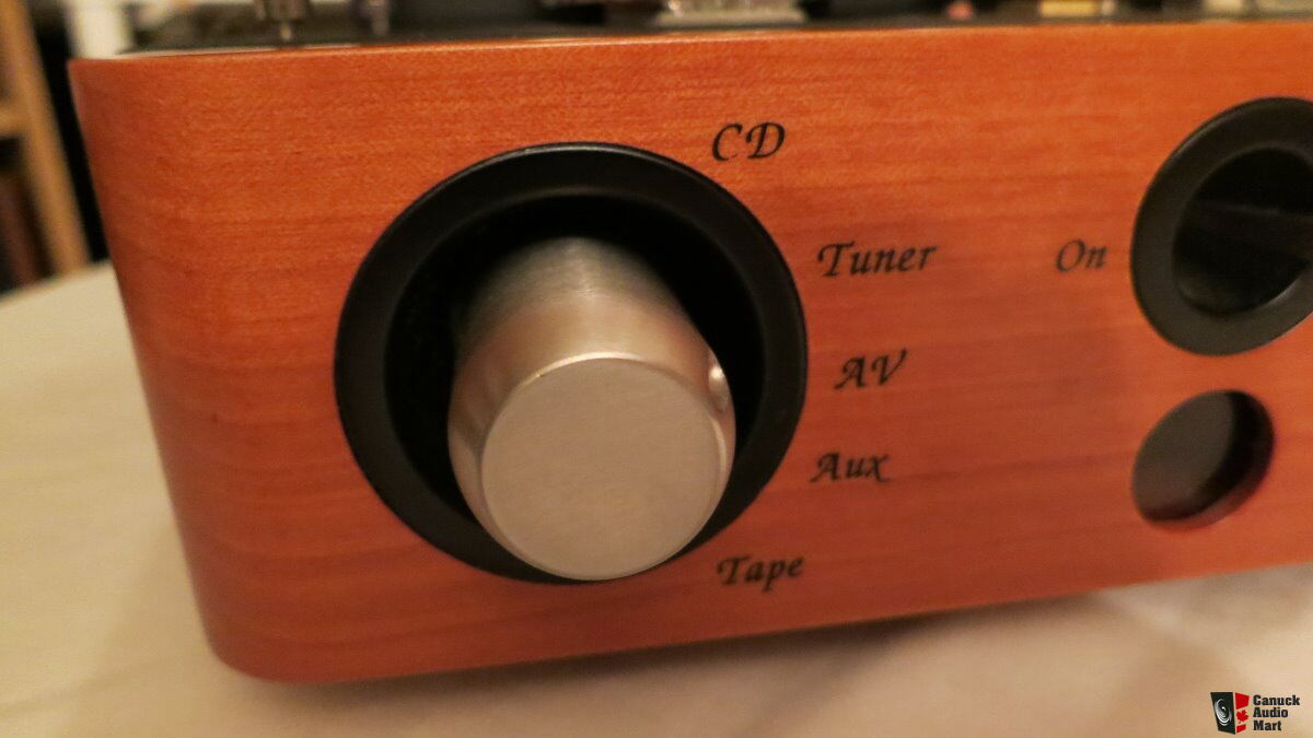 Simply Italy Integrated Tube Amp - made in Italy by Unison Research. 12 ...