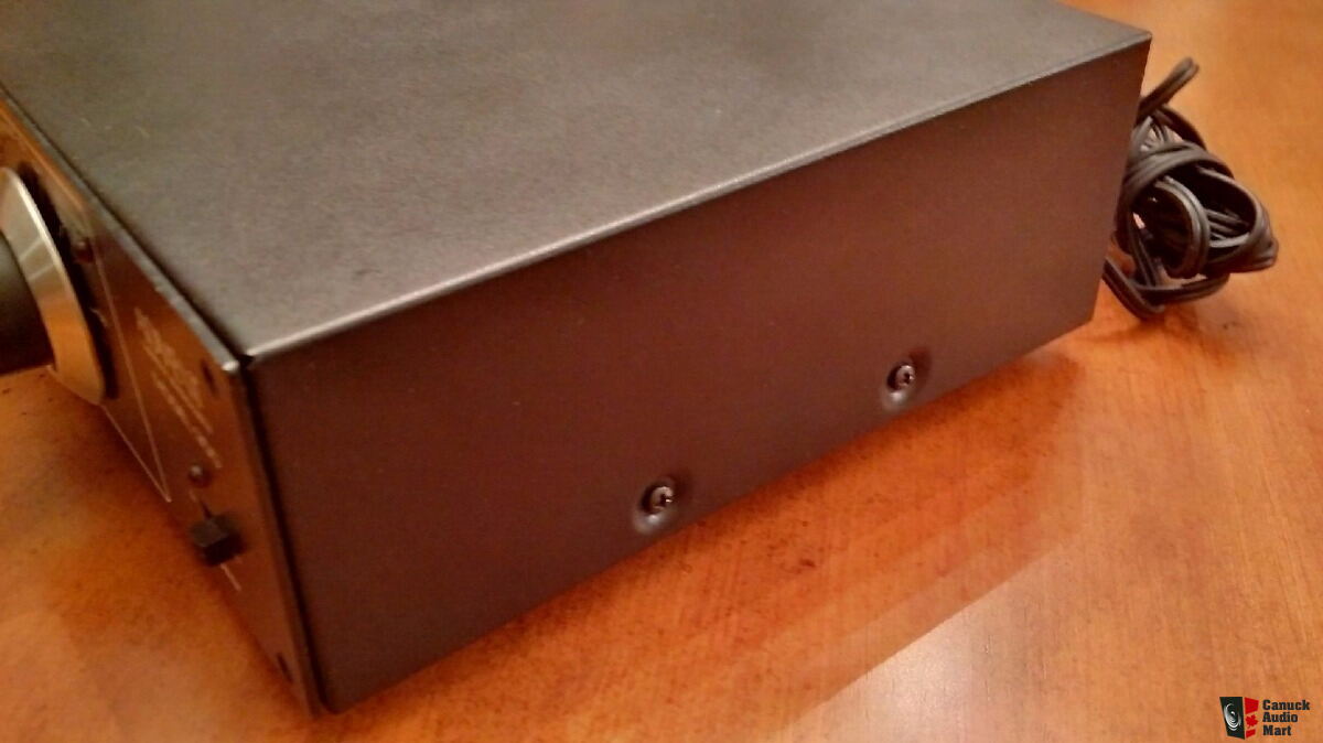 Advent Model 300 Receiver Photo #1127270 - Aussie Audio Mart