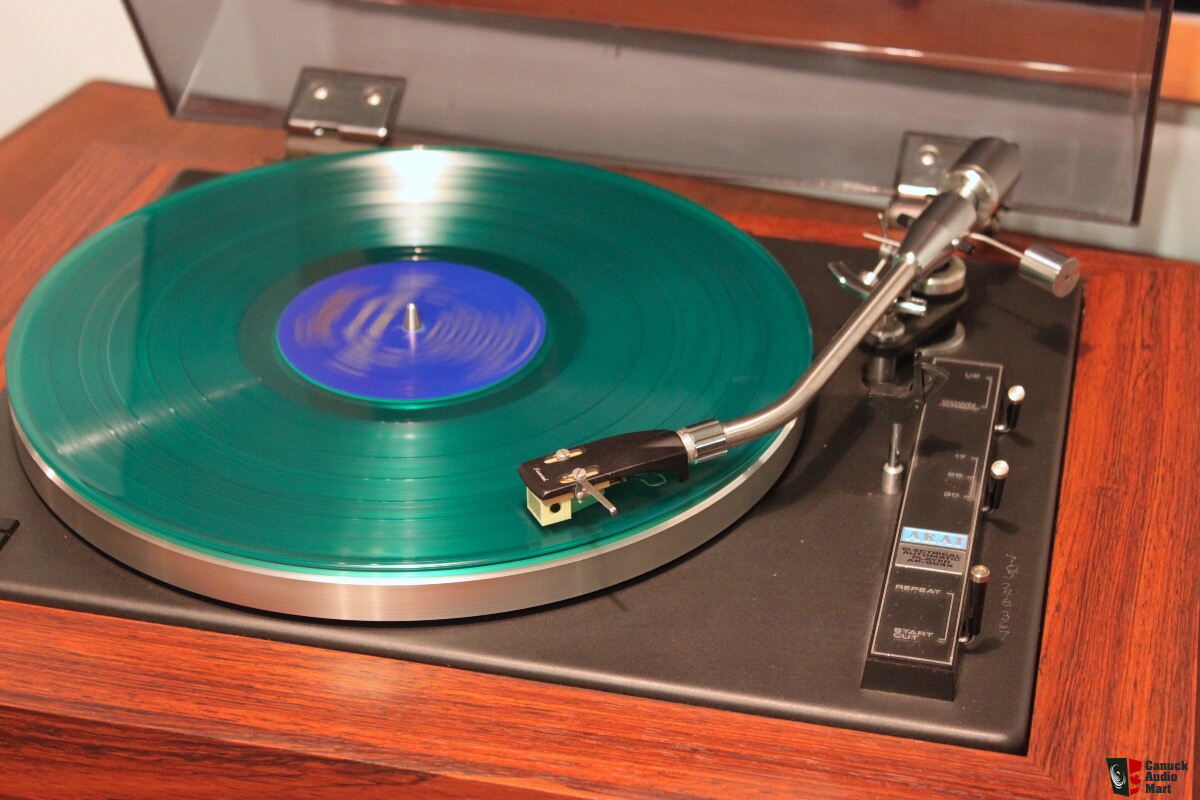 Akai AP-004x high end belt drive turntable Photo #1128222 - Canuck ...