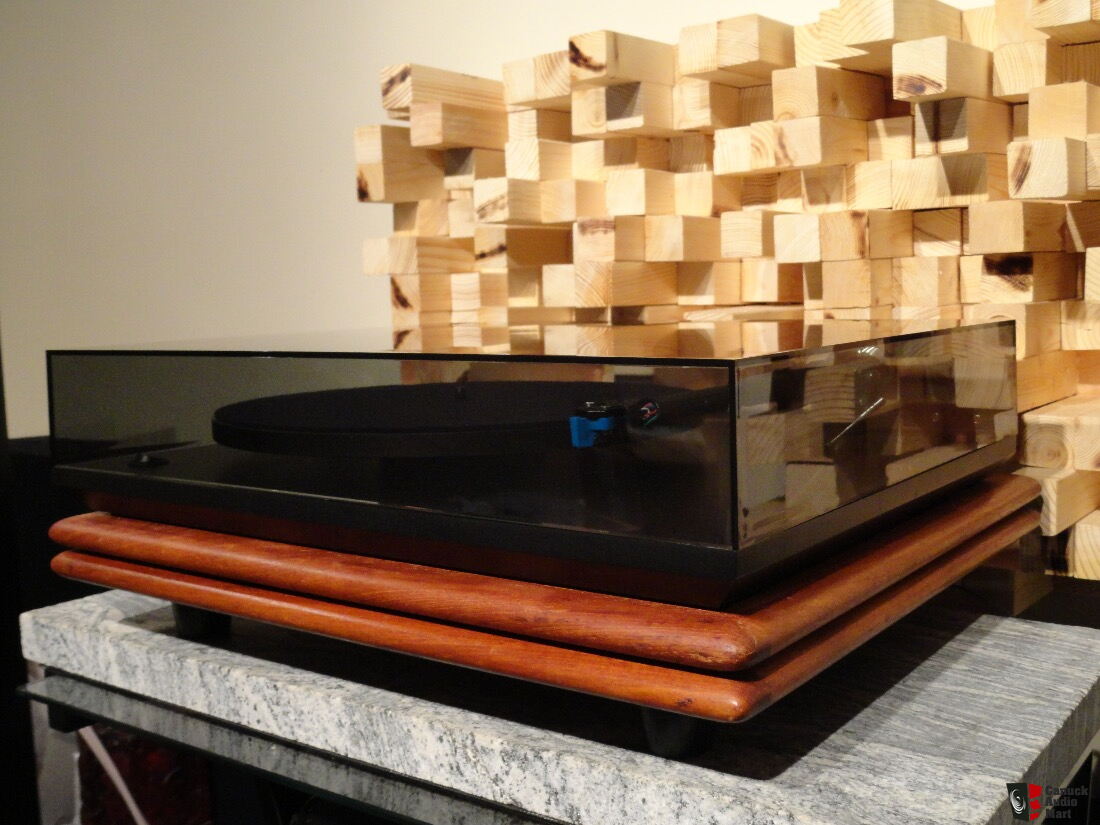 Rega P3 with Upgrade Sub Plinth Photo #1135152 - US Audio Mart