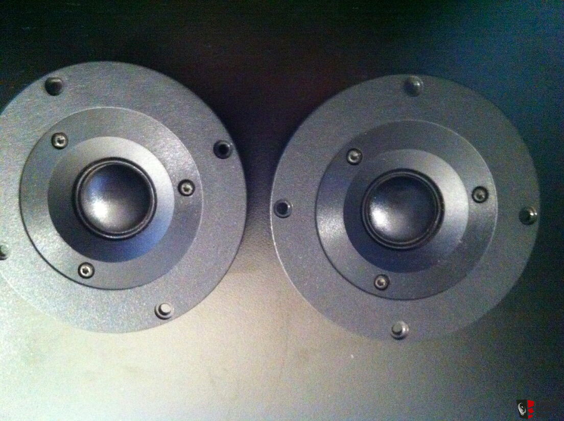 NOS Vifa D26TD-05-06 Tweeters Photo #1138305 - UK Audio Mart