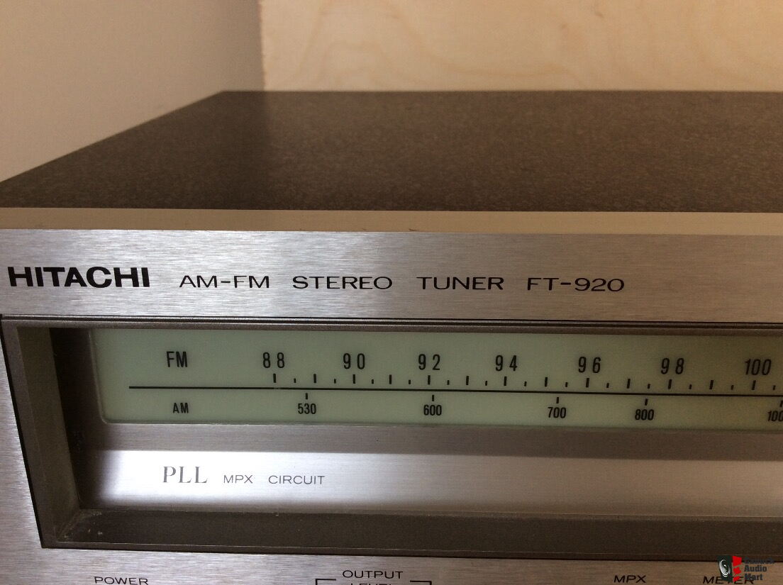 Hitachi HA-610 amp & FT-920 tuner Photo #1149442 - Aussie Audio Mart