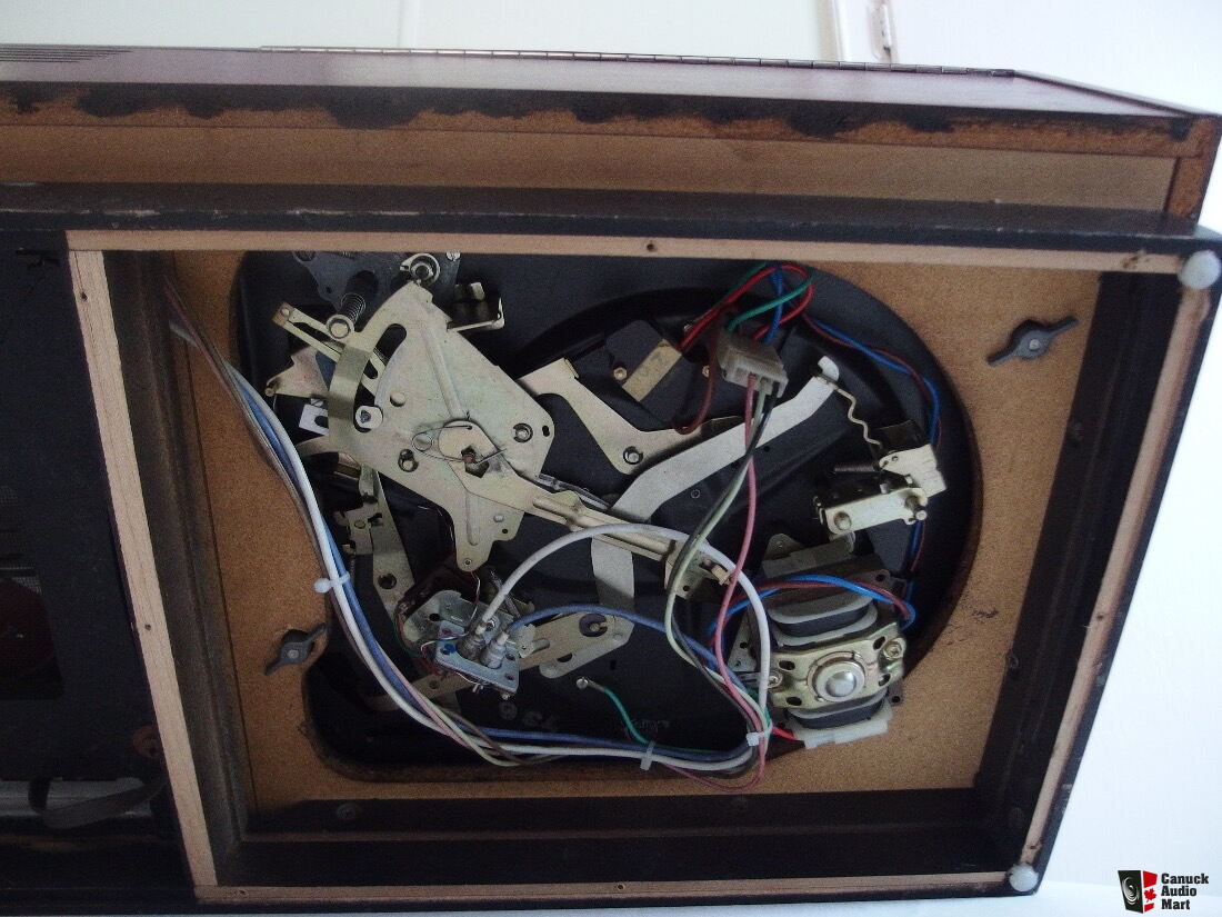 Clairtone G3 T13 Stereo System with satellite globe speakers Photo ...