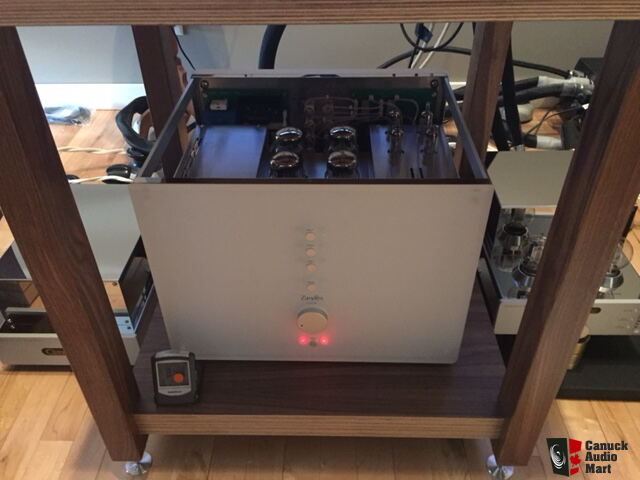 Zanden 6000 Amp. Essentially the 8120 with Preamp section (1yr old ...