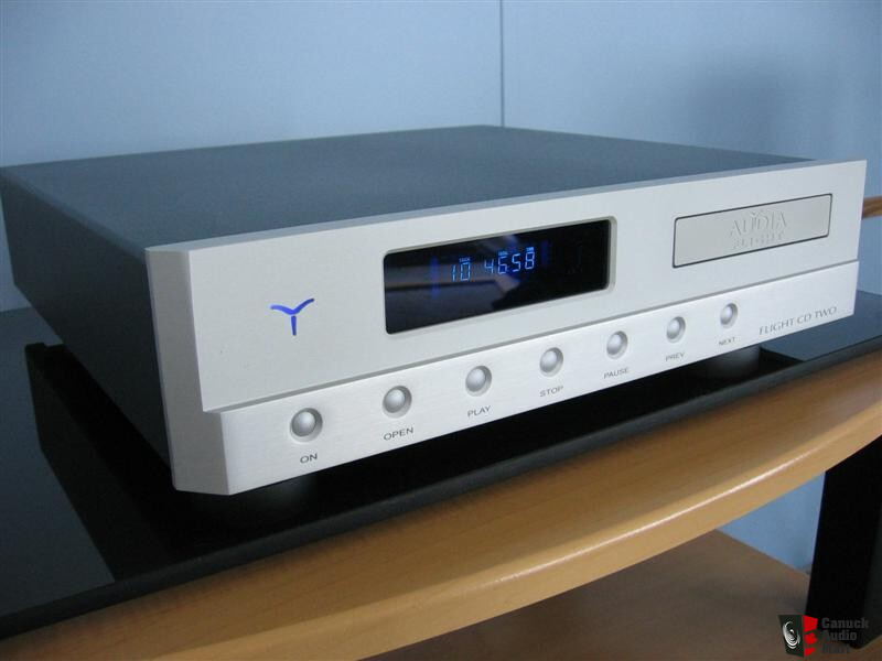 Audia Flight CD2 Italian made cdPlayer For Sale - Canuck Audio Mart