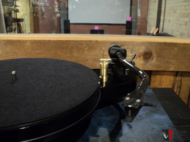 automatic tonearm lift " Tru-Lift Photo #1196153 - Canuck Audio Mart