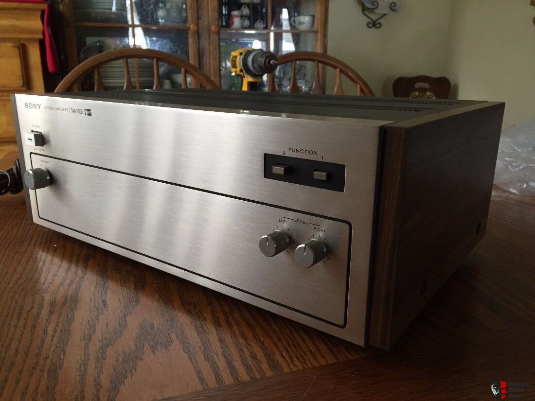 SONY TAN-5550 Amplifier For Sale - Canuck Audio Mart