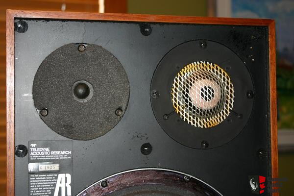 ACOUSTIC RESEARCH AR-11 Photo #120704 - Canuck Audio Mart