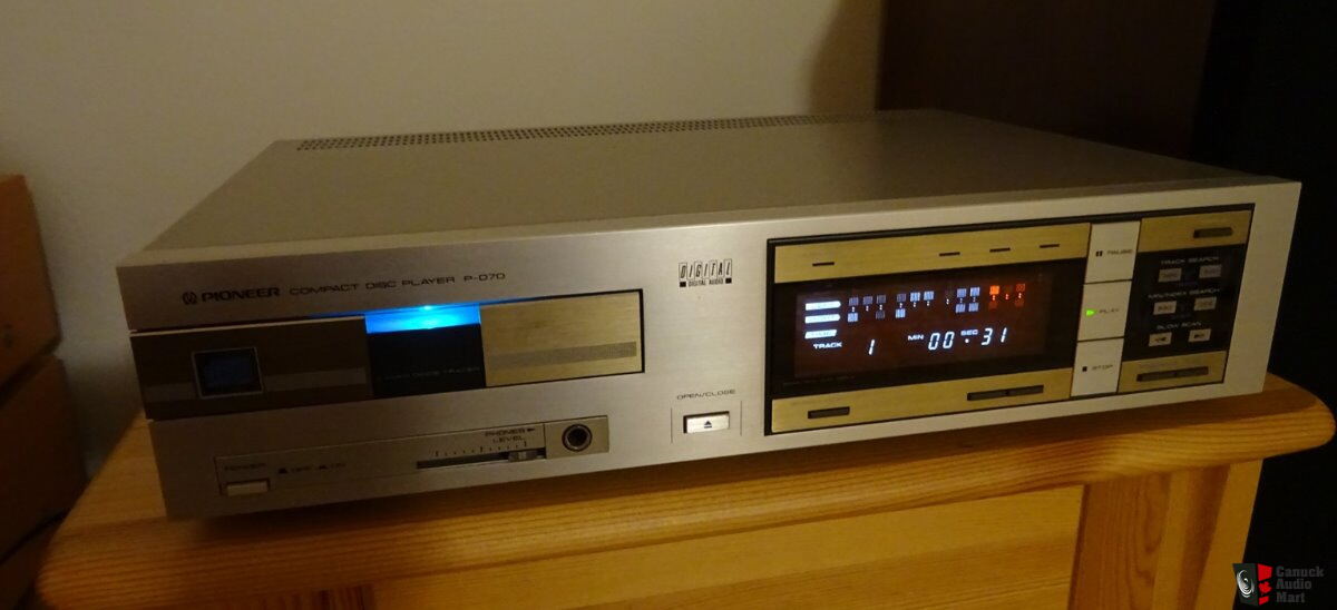 1983 legendary rare collectible CD player Pioneer P-D70 Photo #1213830 ...