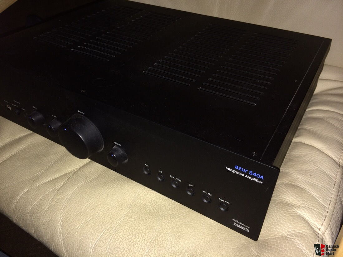 Cambridge Audio Azur 540A v2 Amplifier Photo #1217714 - UK Audio Mart