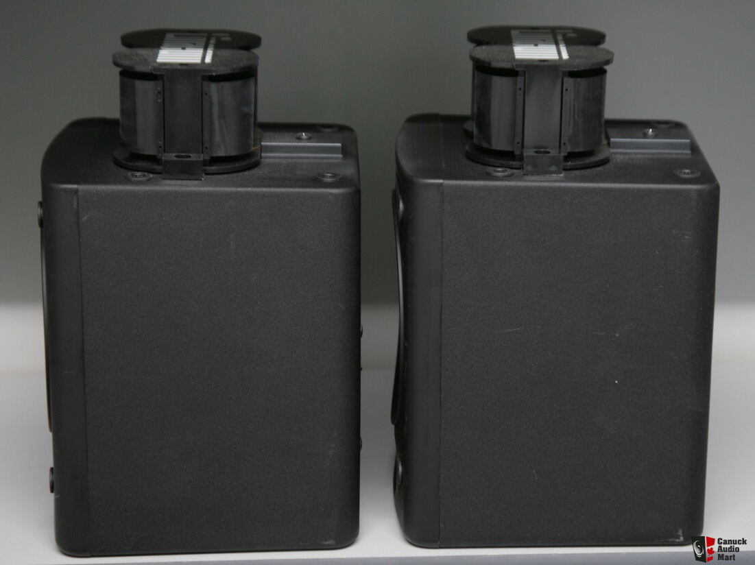 Optimus PRO LX 5II Book Shelf Speakers Photo #1228092 - Canuck Audio Mart